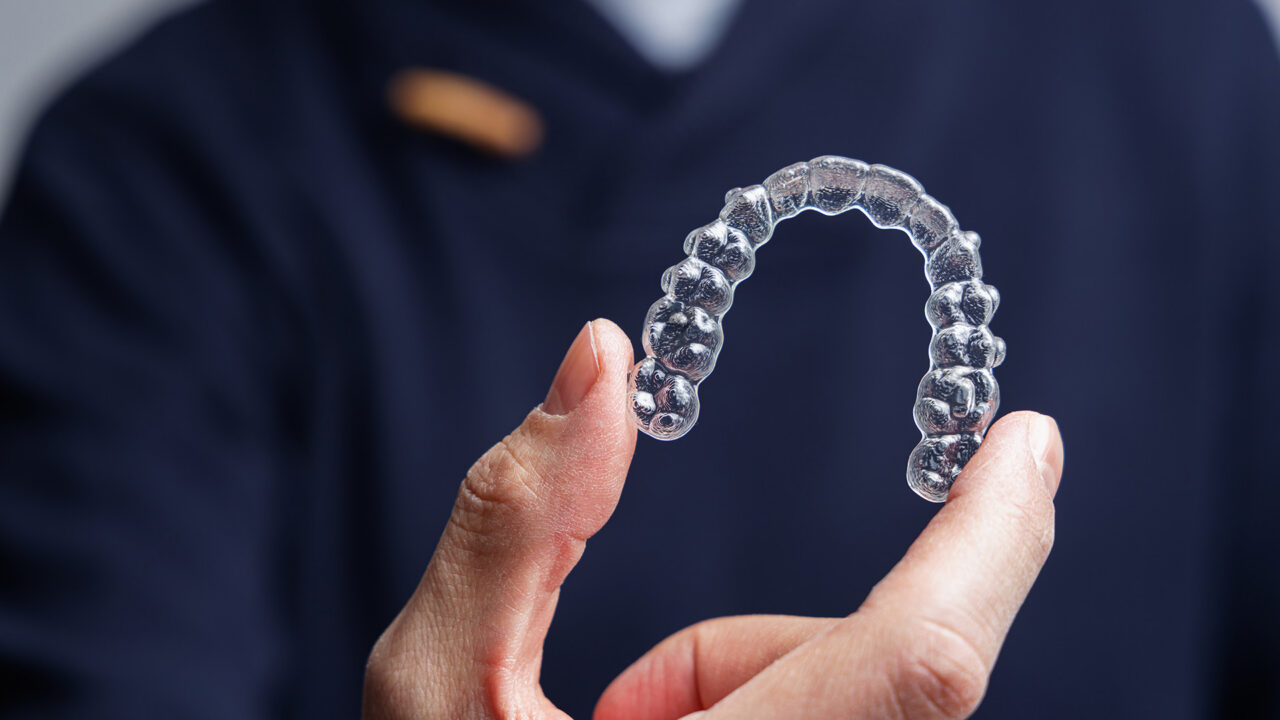 What Are Invisible Braces? A Clear Guide to Modern Aligners